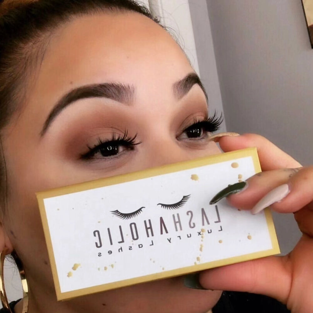 LASHAHOLIC Luxury Lashes – Sophia Beauty Room